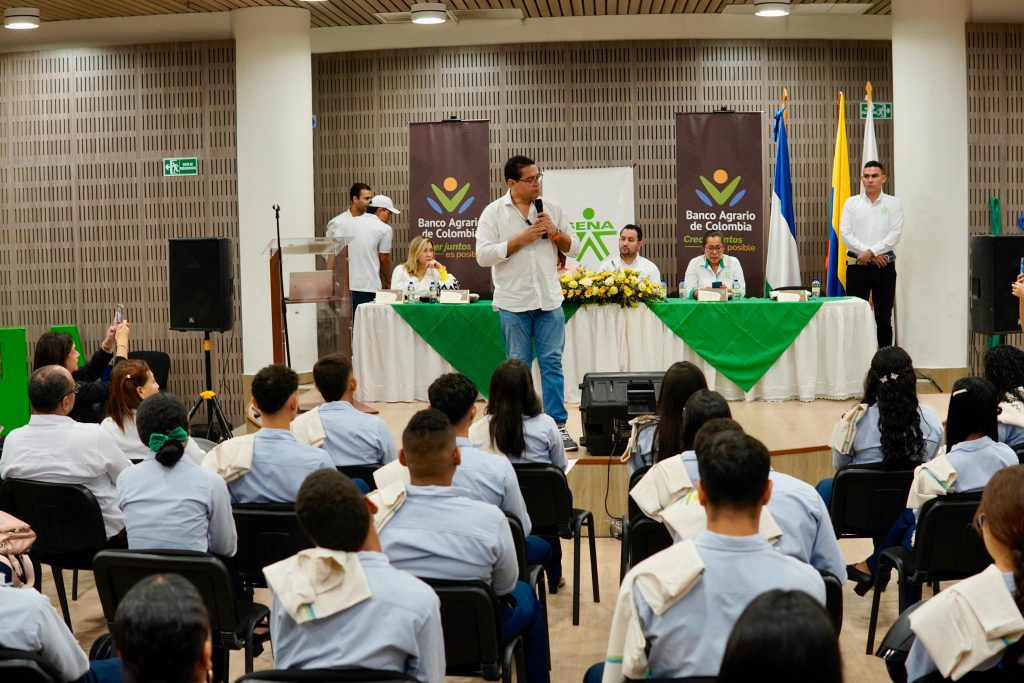 Banco Agrario escucha petición de Erasmo Zuleta y activan programa de educación Fuerza Joven